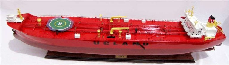 Ready Made Ship Model of the Golden Hind
